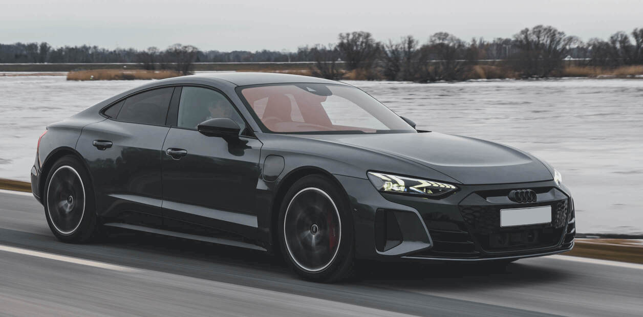 Audi e-tron GT Saloon Electric | Green.Car